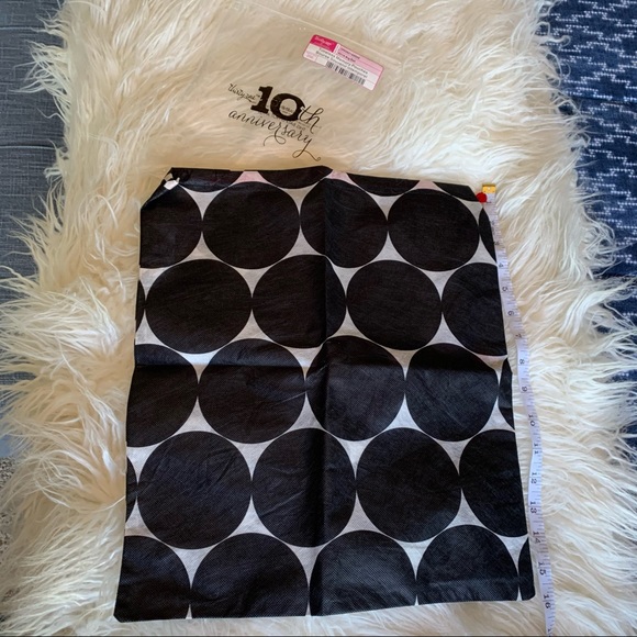 thirty-one | Bags | New Thirtyone A Big Dot Timeless Memory Pouch ...
